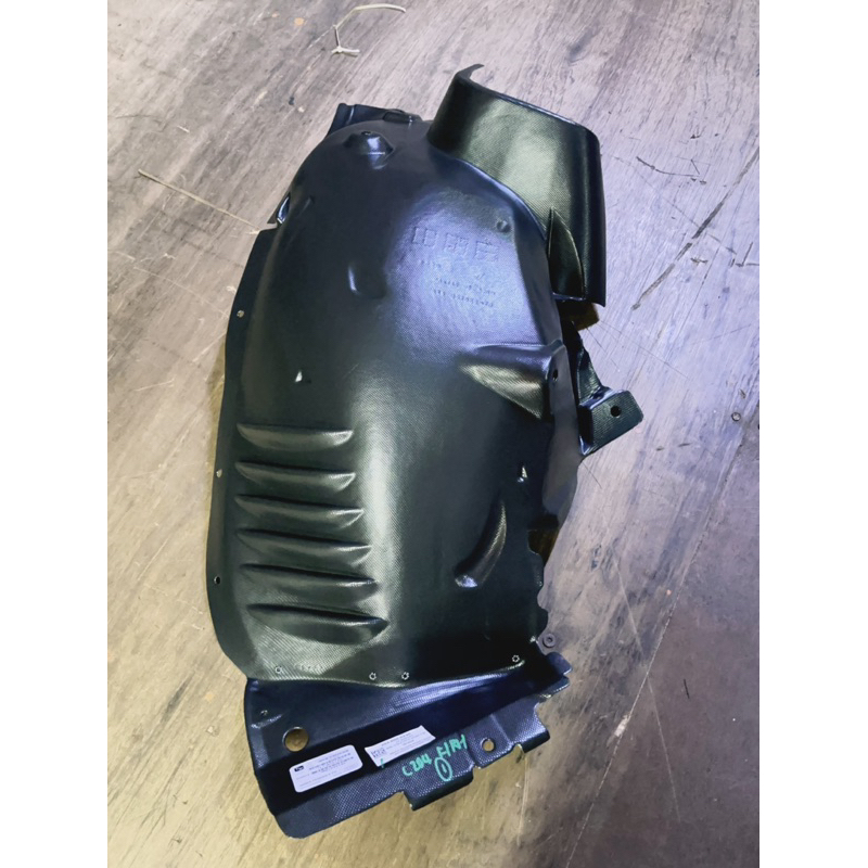 Mercedes Benz C-Class W204 Front Fender Wheel Arch Cover | Shopee Malaysia