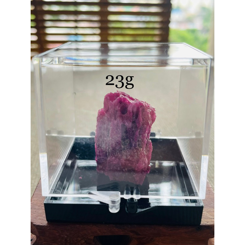 Natural Xinjiang Red Corundum ruby raw specimen 23/24/25g in acrylic ...