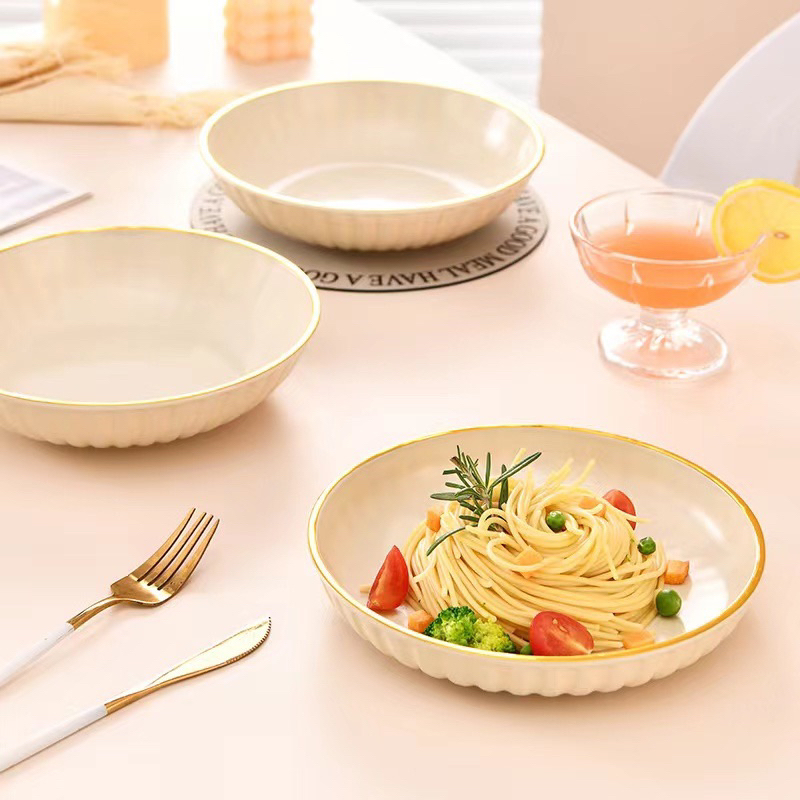 Elegance Decorative Fruit Plate A Mesmerizing Table Centerpiece for ...