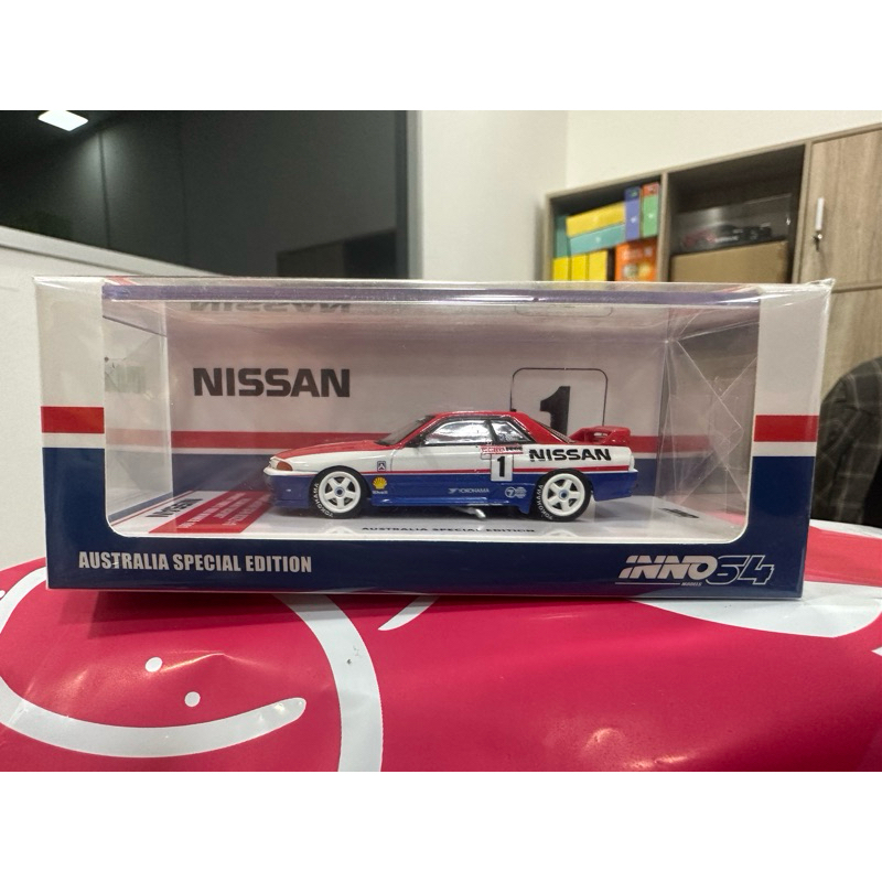 Inno64 1/64 Nissan R32 Skyline GTR #1 Australia special edition diecast ...