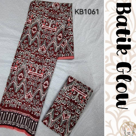 Kain Batik eksklusif dengan corak tradisional.Exclusive Batik fabric ...