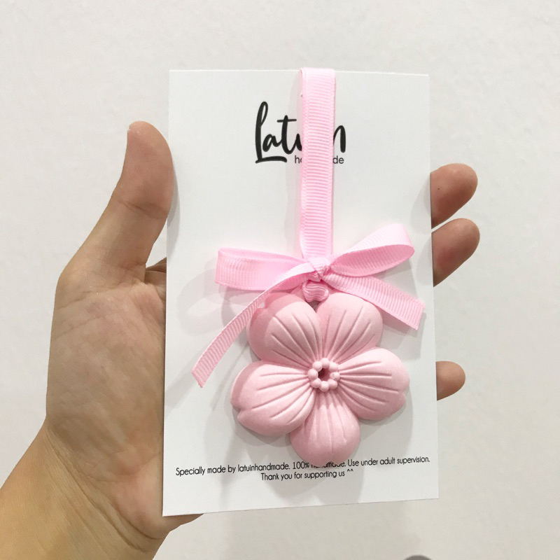 Sakura hanging aromastone diffuser (essential oil not include) | Shopee ...