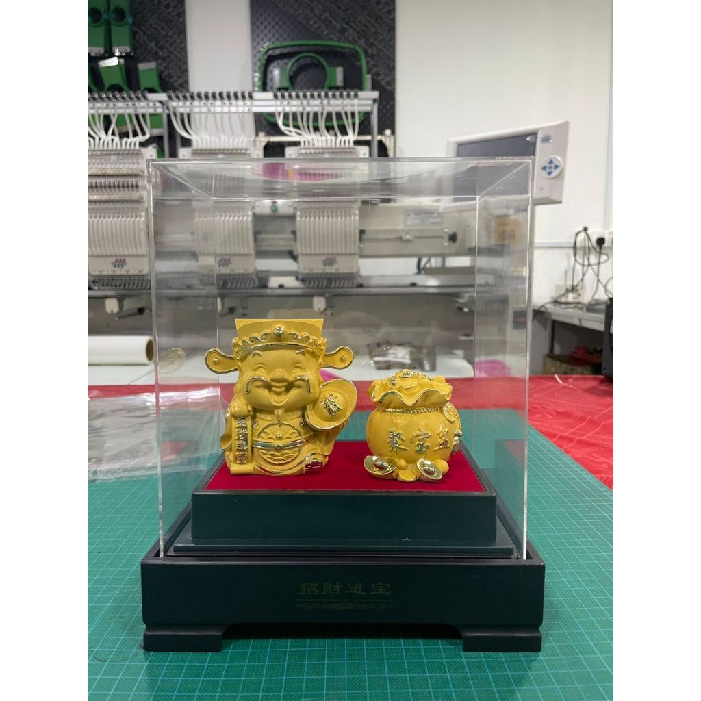 GOLDEN GOD OF WEALTH FENG SHUI STATUE ( CHAI SHEN YE ) | Shopee Malaysia