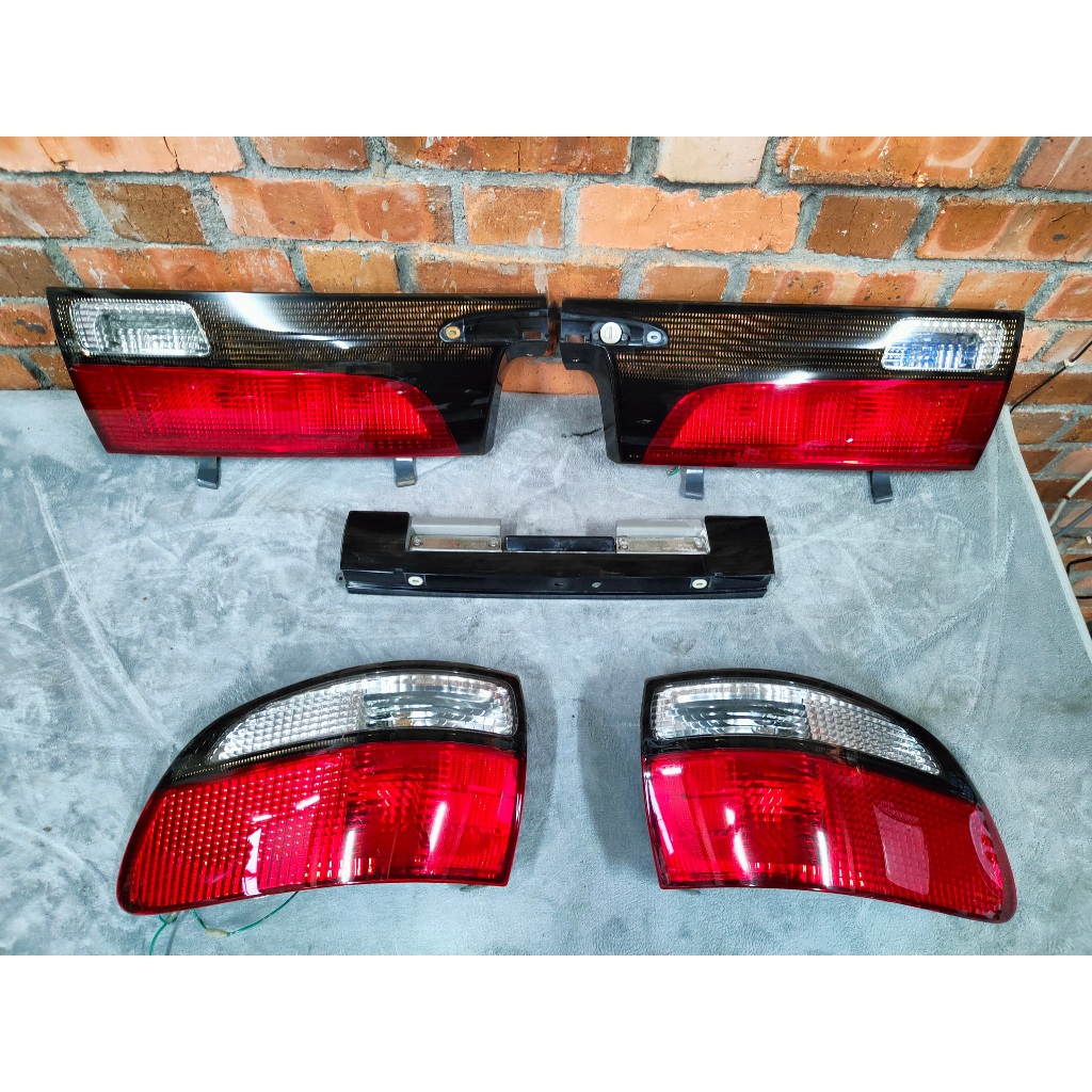 JDM Toyota Estima TCR10 TCR11 1998-1999 Rear Tail Lights Lamps Lampu ...