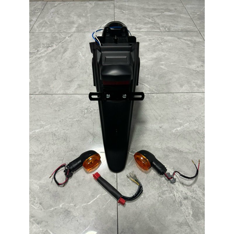 YAMAHA CRYPTON REAR FENDER PNP LC V1 | Shopee Malaysia