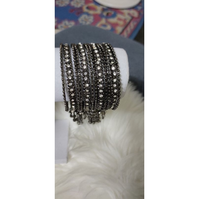 Bangles with hanging bell (Black Metal) | Shopee Malaysia