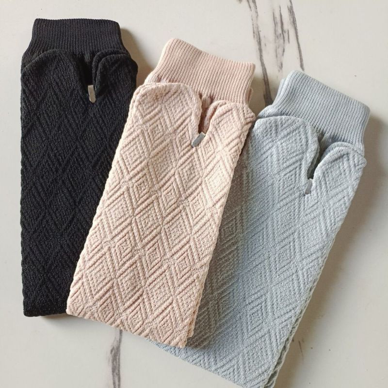STOKIN PLAIN EMBOSS BERJARI | Shopee Malaysia