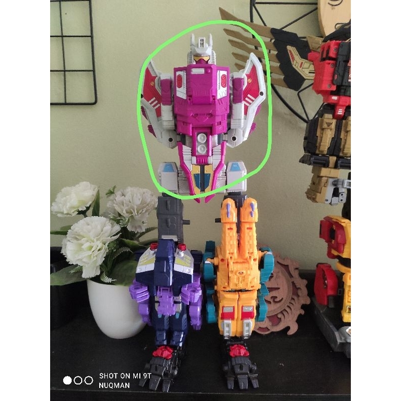 TRANSFORMER WEI JIANG PREDAKING AND TRANSFORMER AOYI MECH ABOMINUS ...