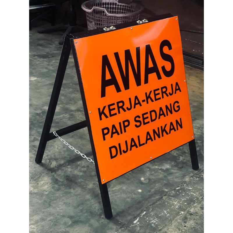 PAPAN TANDA KERJA-KERJA PAIP SEDANG DIJALANKAN V STAND | Shopee Malaysia