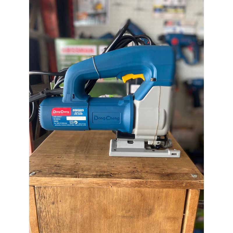 DONG CHENG DMQ85 JIG SAW MESIN JIGSAW POTONG GAJI KAYU BESI | Shopee ...