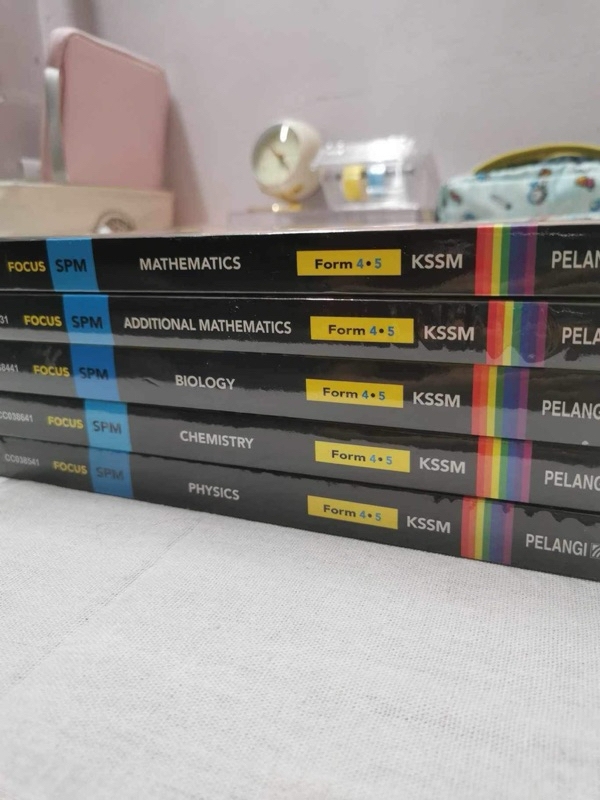 Pelangi Focus SPM Form 4 & Form 5(Mathematics/ Additional Mathematics ...