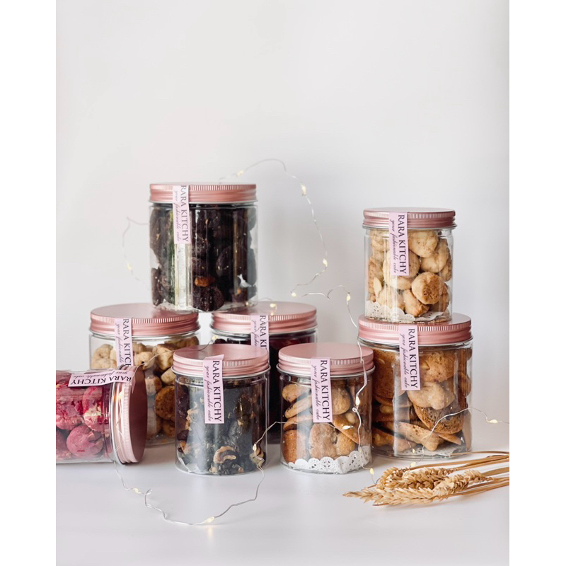 [PREMIUM COOKIES BISKUT RAYA 2024 by Rara Kitchy]Cashew Crunch/Hazelnut ...