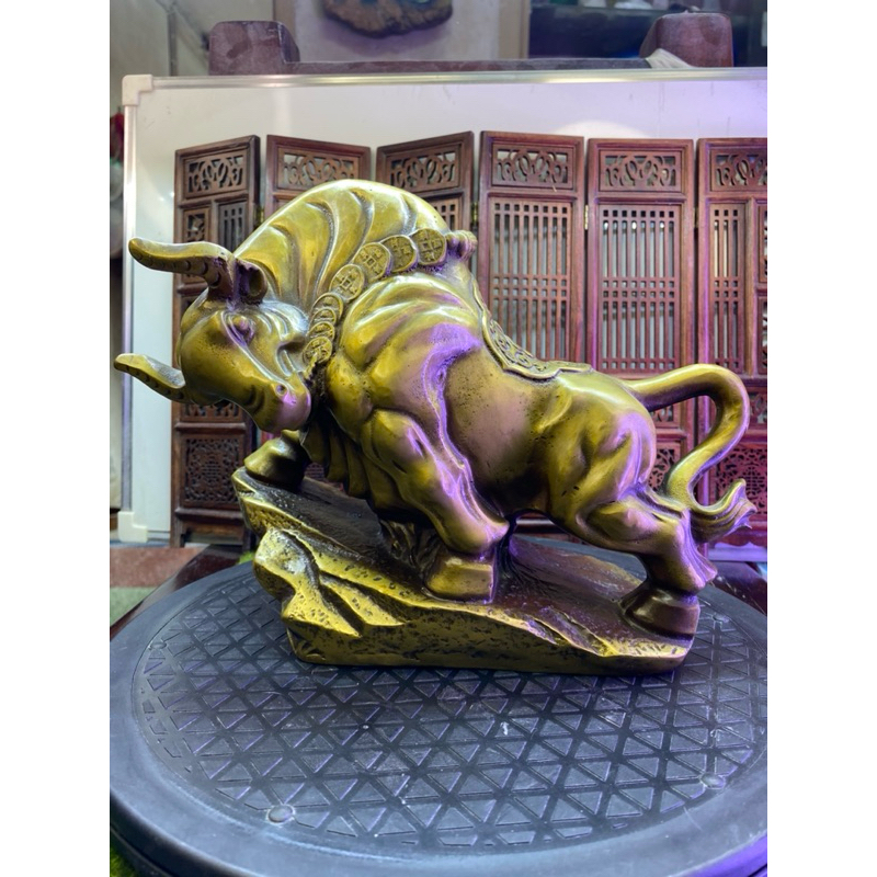 Copper Cow with carry coin (牛轉乾坤) - 2.9kg | Shopee Malaysia