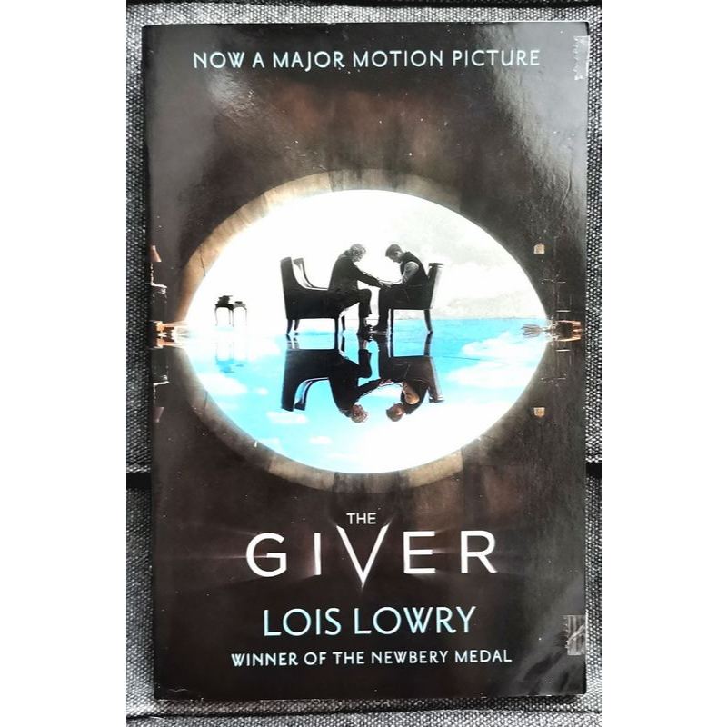 《ORIGINAL WELL-USED + CHILDREN》 Lois Lowry - THE GIVER : Giver Quartet ...