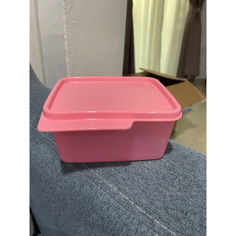 Small cozynest pink 500ml tupperware (1pc) | Shopee Malaysia