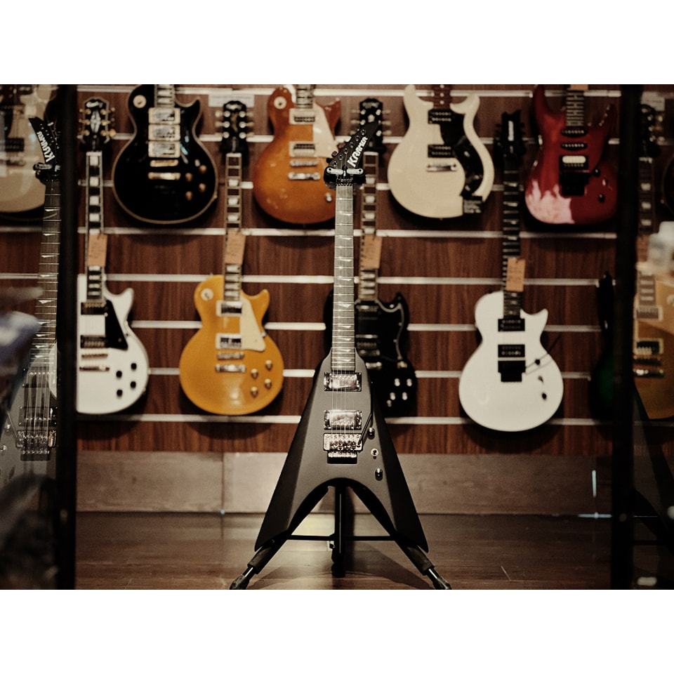 KRAMER NITE-V FLOYD ROSE ELECTRIC GUITAR (SATIN BLACK) * | Shopee Malaysia