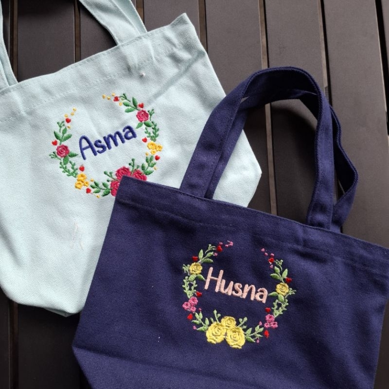 Mini Tote Bag Sulam Nama / Hadiah Hari Guru / Hadiah Nurse Day / Hadiah ...