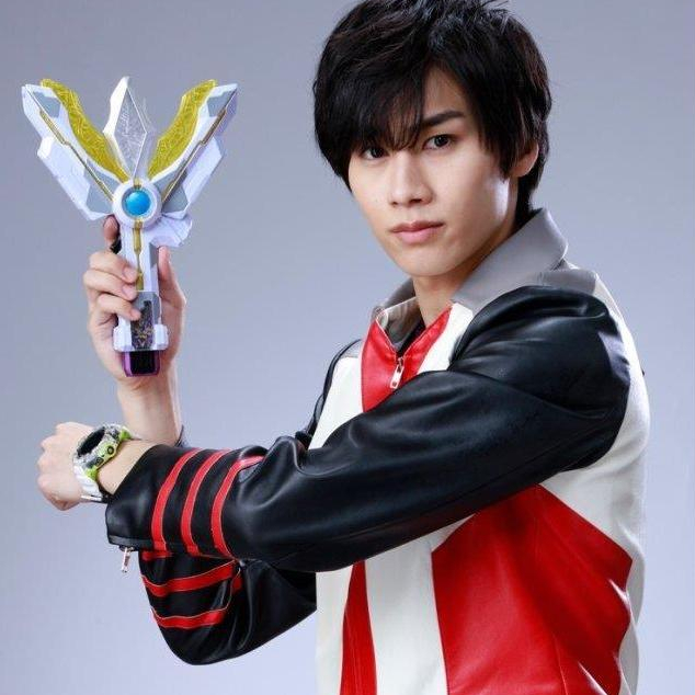 GUTS Sparklence Toy Ultraman Trigger New Generation Tiga Transformer ...