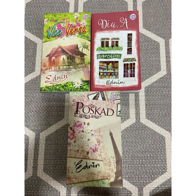NOVEL PRELOVED ️ by EDNIN (Dia A, vice versa, Poskad) | Shopee Malaysia