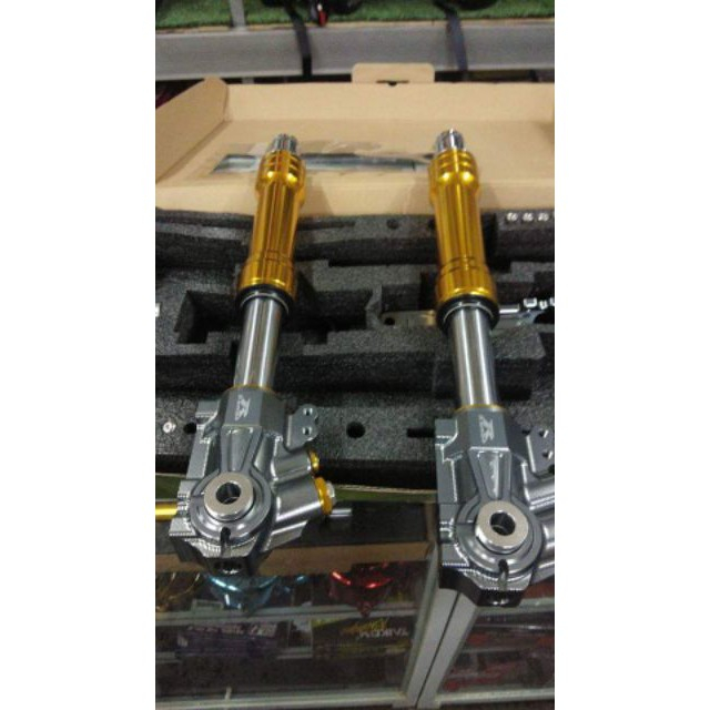 RAPIDO R2 Series USD FORK USD FRONT FORK Y15ZR Y15 GOLD 26MM Good ...