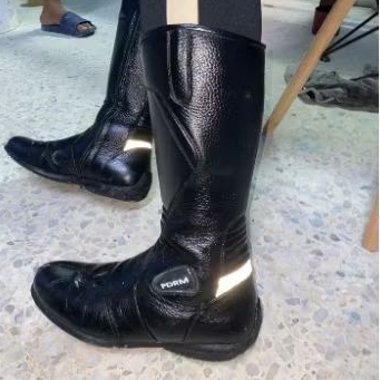 Kasut Kulit Polis Trafik With Logo PDRM Berkualiti Dan Tahan Lasak ...