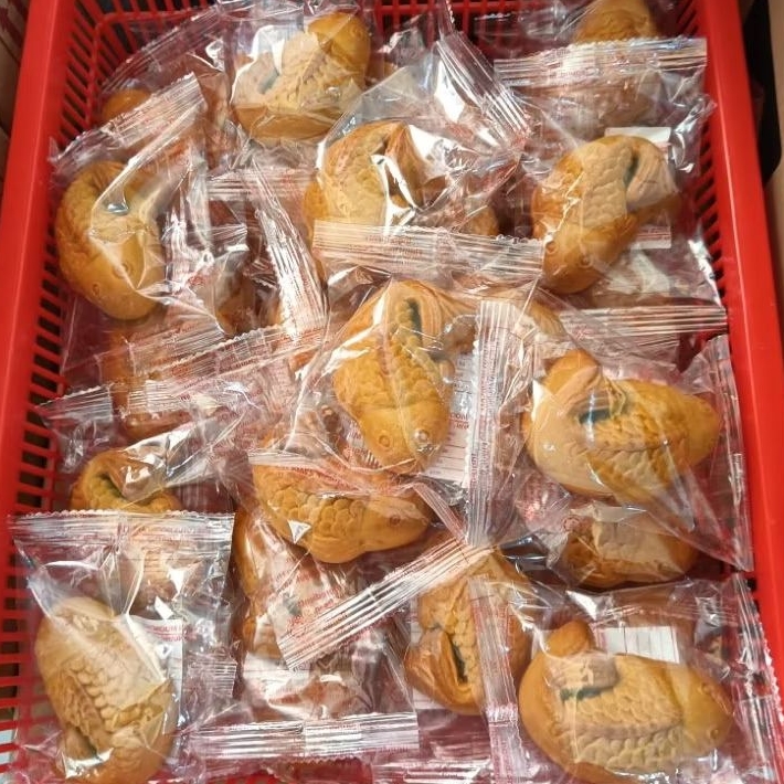 Yu Ai Sinar H.S.S. CONFECTIONERY FOODSTUFF Mini Cartoon Mooncake Doll ...