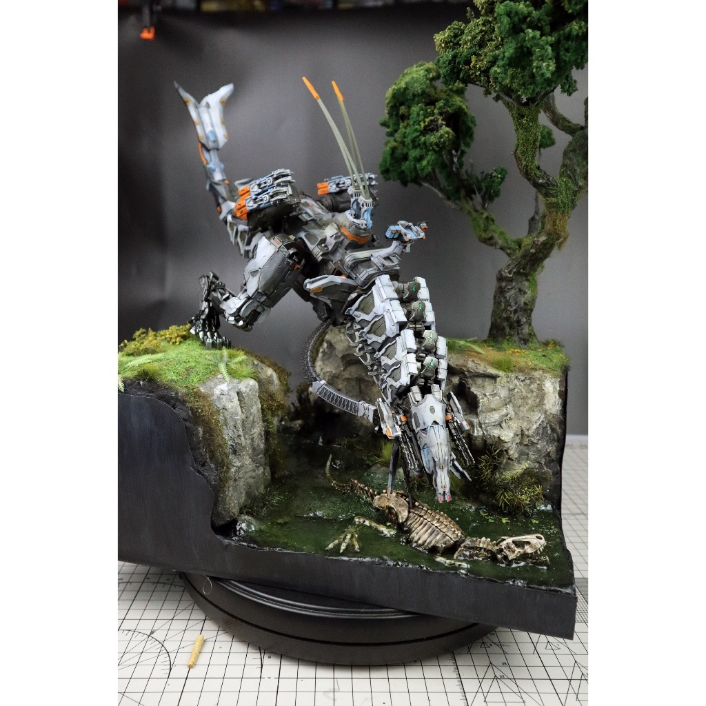 CUSTOM DIORAMA PAINTED MODEROID THUNDERJAW HORIZON FORBIDDEN WEST ZERO DAWN | Shopee Malaysia