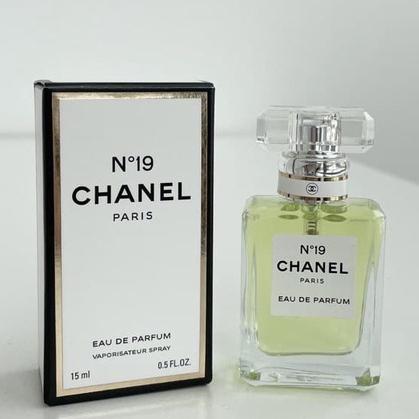 Ch@nel No 19 Eau de Parfum Chanel for women (Original Miniature ...