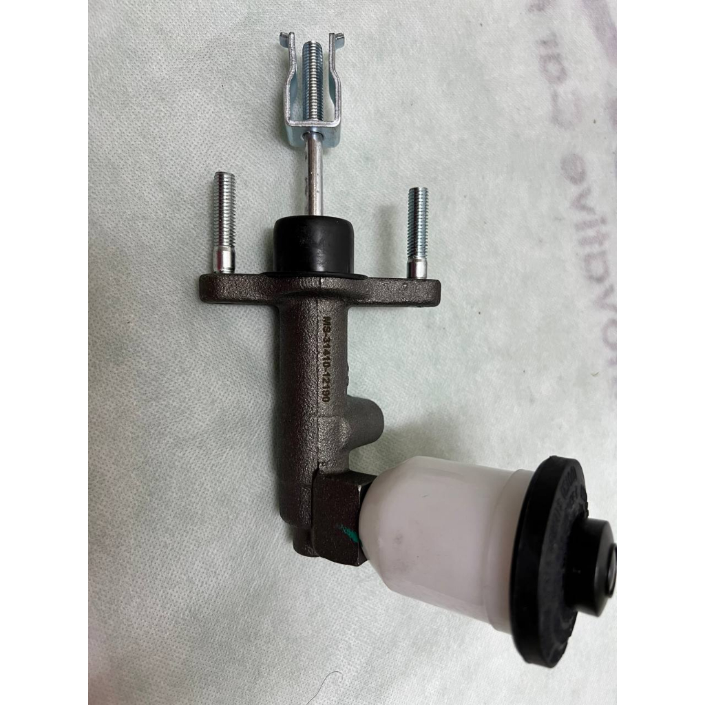 TOP CLUTCH PUMP CLUTCH MASTER CYLINDER TOYOTA AE80, AE92, EE90, EE92 ...
