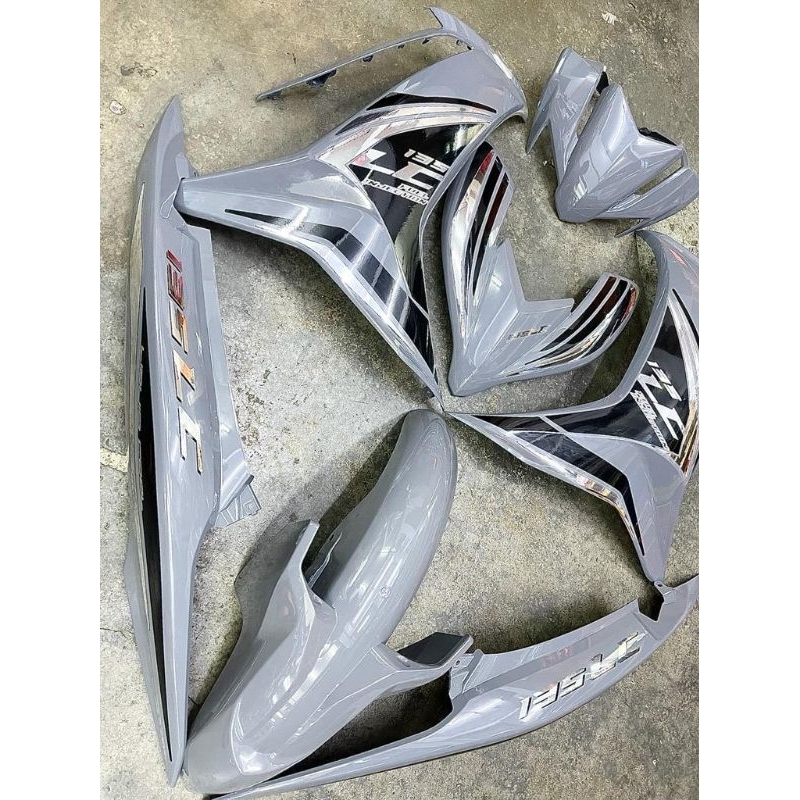 《READY STOCK 》 COVER SET LC135/V8 FI GREY METALIC / NARDO GREY STICKER ...