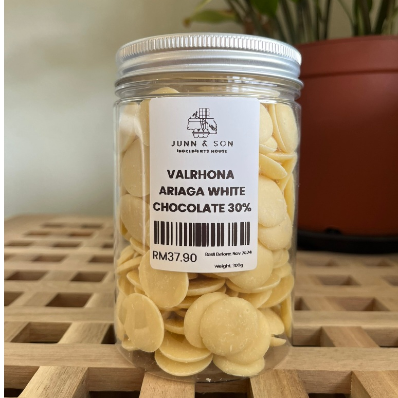 Valrhona Ariaga White Chocolate 30% 300g (Repack) - Baking Needs ...