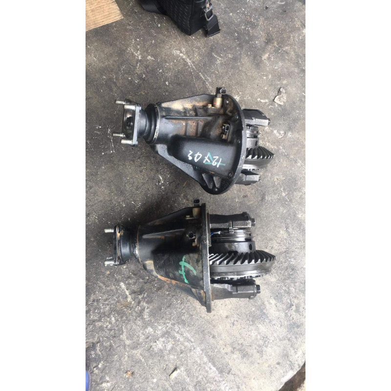 ISUZU DMAX TERRAIN 4x4 AXLE GEARBOX DIFF LOCK 12x43 USED | Shopee Malaysia