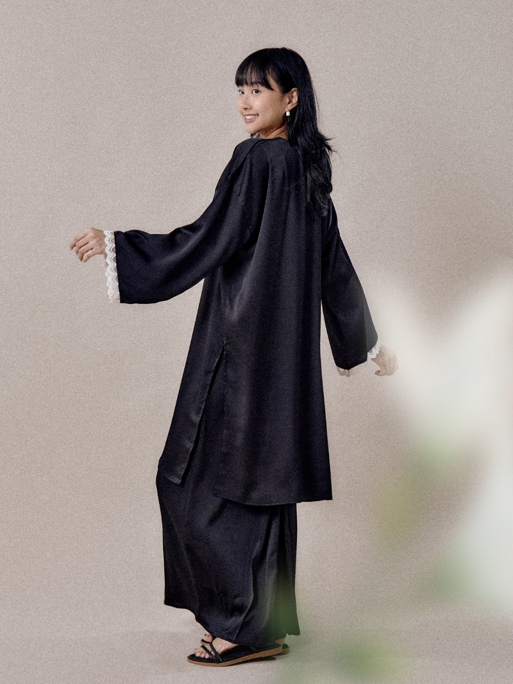 [ANANY.CO] KURONG SUTRA LACE (Selendang based on availability) | Shopee ...