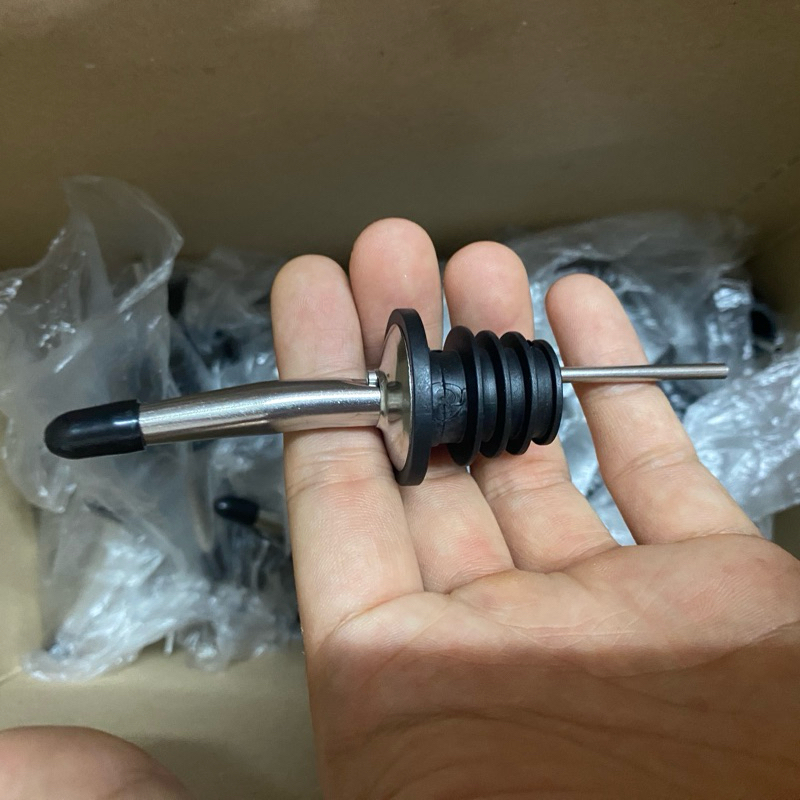 1pc Stainless Steel Liquor Spirit Wine Bottle Pour Flow Pourer Spout ...