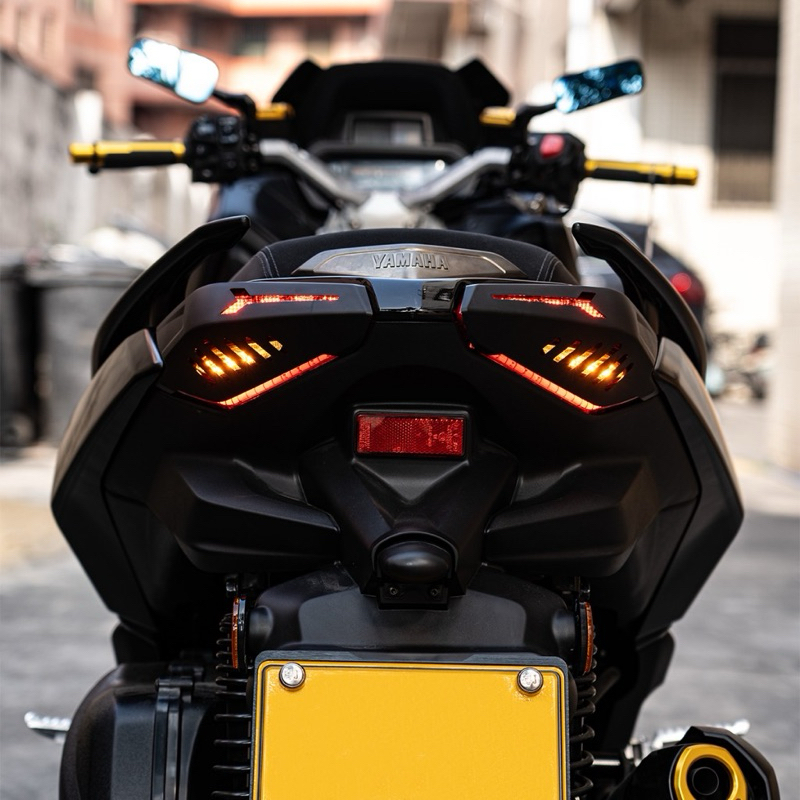 YAMAHA XMAX V2 Tail Lamp Cover Batman XMAX250 XMAX300 Carbon Fiber ...