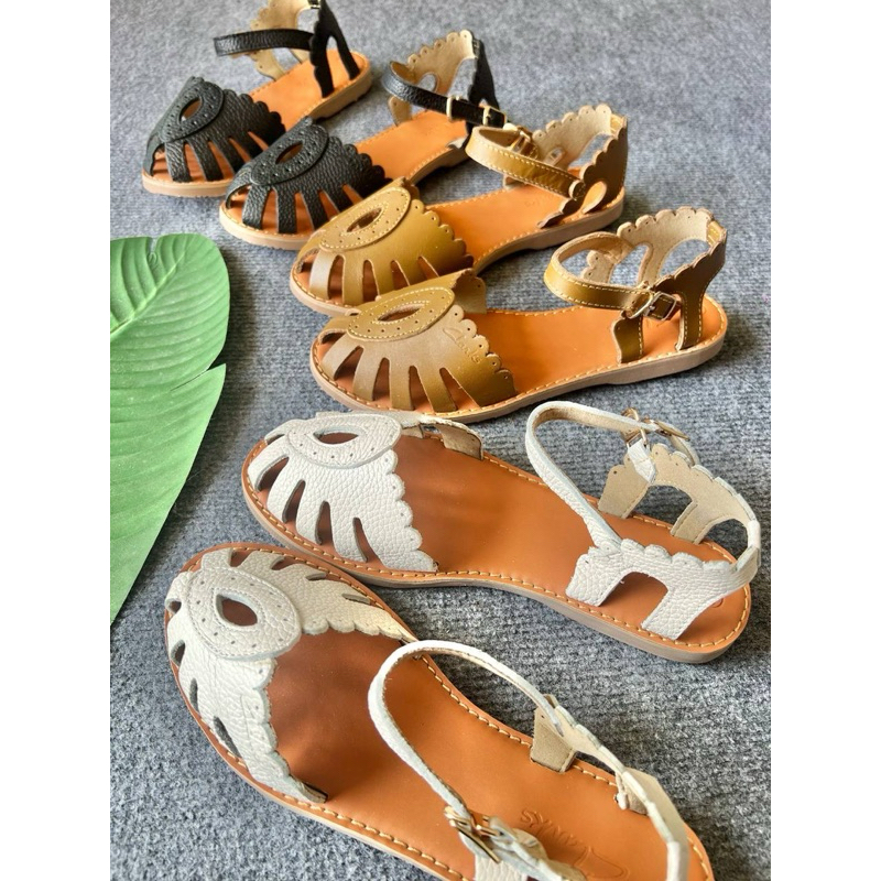 CLARKS FLOWER SANDAL 2024 | Shopee Malaysia