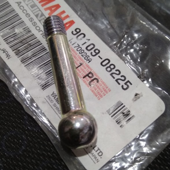 Yamaha R15 Front Footrest Bolt - 90109-08225 (100% Original) | Shopee ...