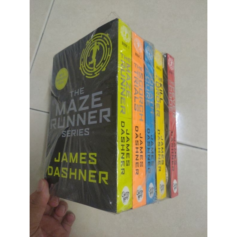 [BB] [Clearance Sale] The Maze Runner Series 5 Books Set by James ...