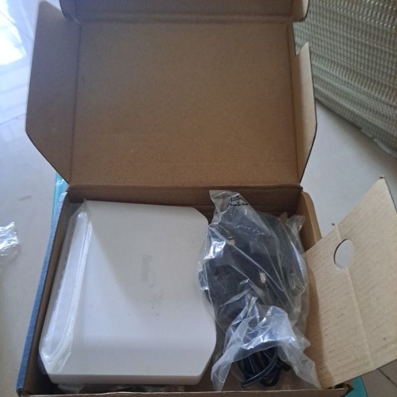 FiberHome GPON ONU Model: HG6240A | Shopee Malaysia