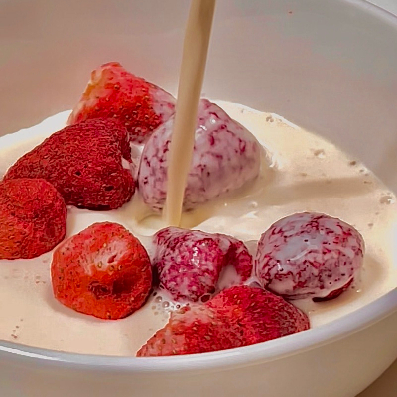 CHIPIPI Freeze Dried Strawberry | South Korean Snack Sweet & Crunchy ...