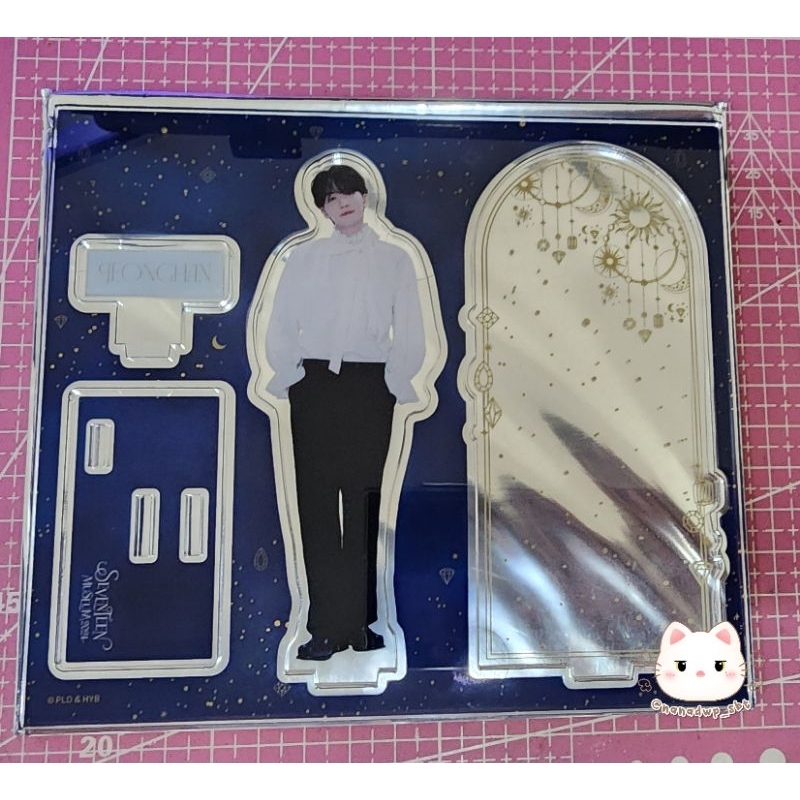 SEVENTEEN Museum 2024 Official Merchandise Acrylic Standee Jeonghan ...