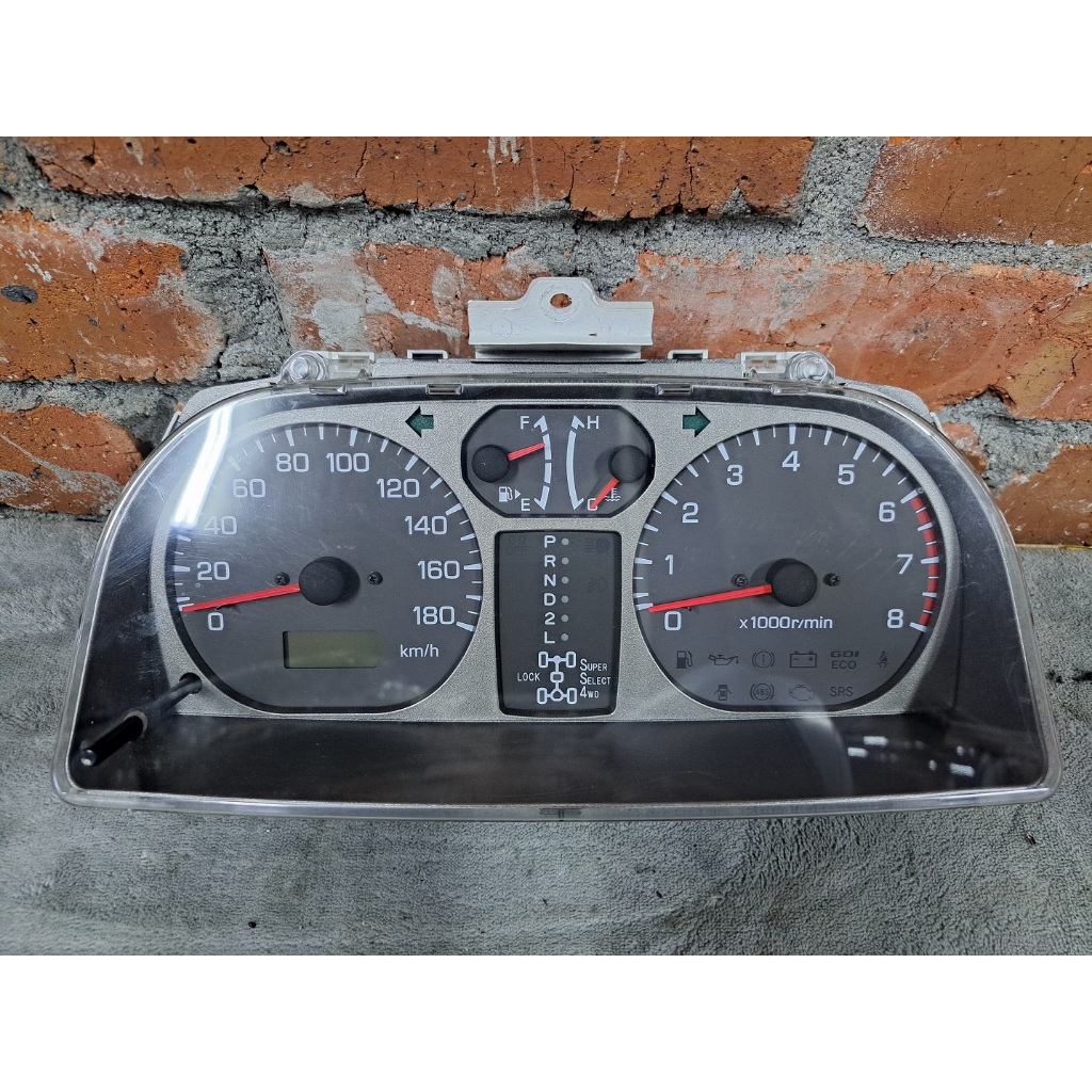 JDM Mitsubishi Pajero IO H76W H77W H61W Meter Cluster Speedometer Gauge ...