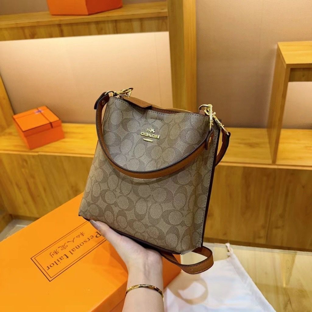 C0ACH 】CO-230 👜 Sling bag women Crossbody bag Sling beg perempuan Sling ...