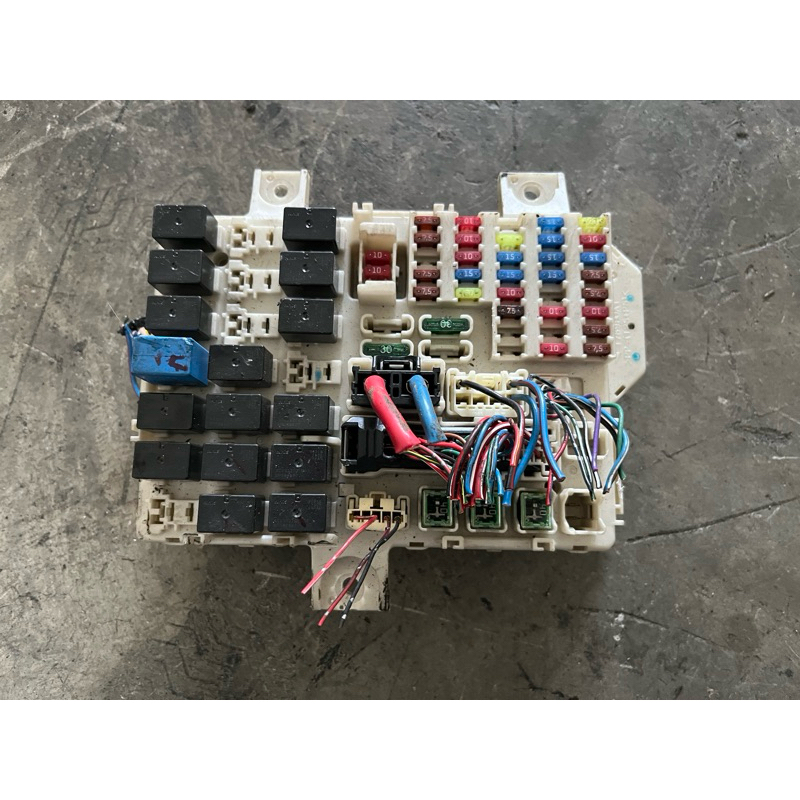 Mitsubishi Colt Fuse Box Dashboard For Z26A Z27A Z32A 4G15 | Shopee ...