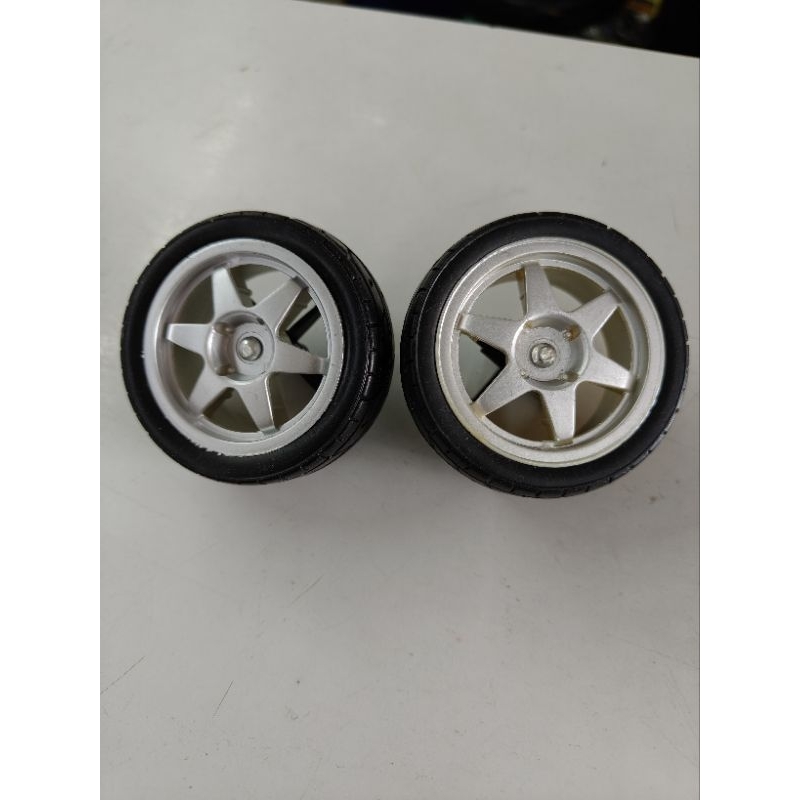 RC CAR FRONT WHEEL(one pair) | Shopee Malaysia
