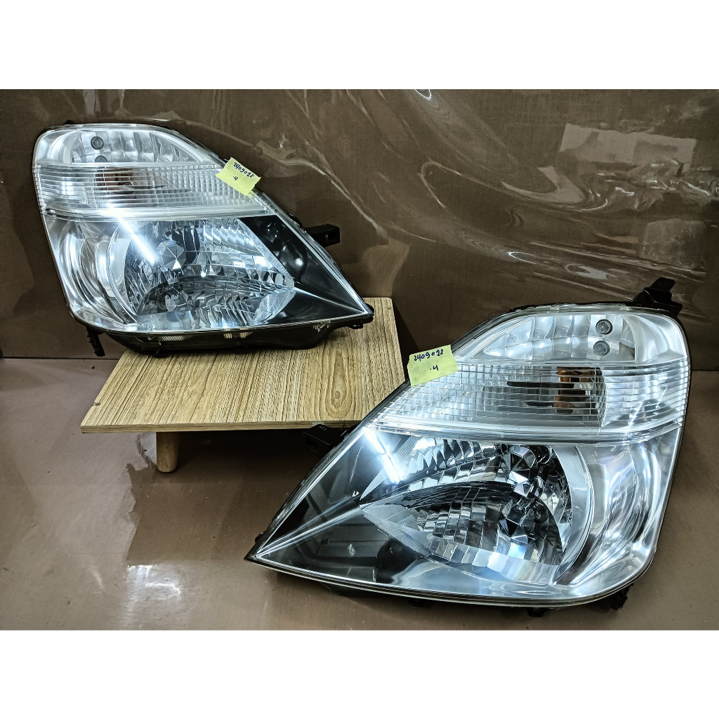 JDM Honda Stream RN1 RN3 Front Halogen Headlights Lamps Lights Lampu ...