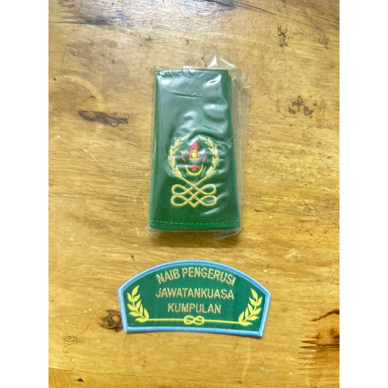 •ORIGINAL• EPULET HIJAU NAIB / PENGERUSI KUMPULAN SEKOLAH •ORIGINAL ...
