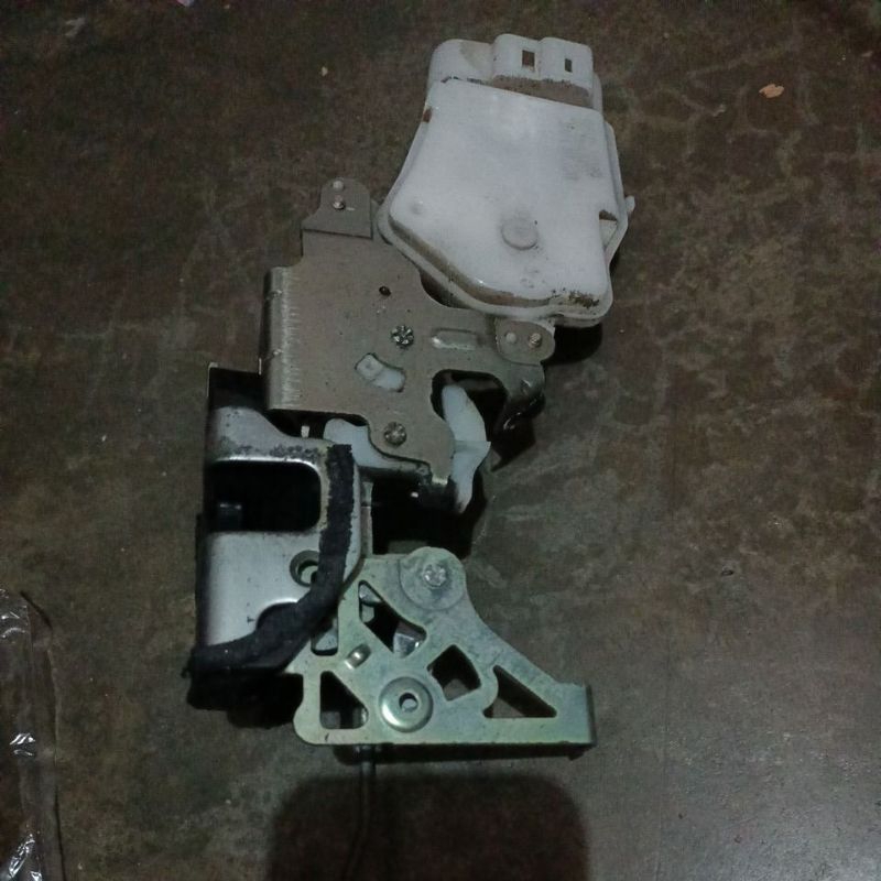 PERODUA ViVA Original Front Right Inner Door Lock With Actuator (PV0009 ...