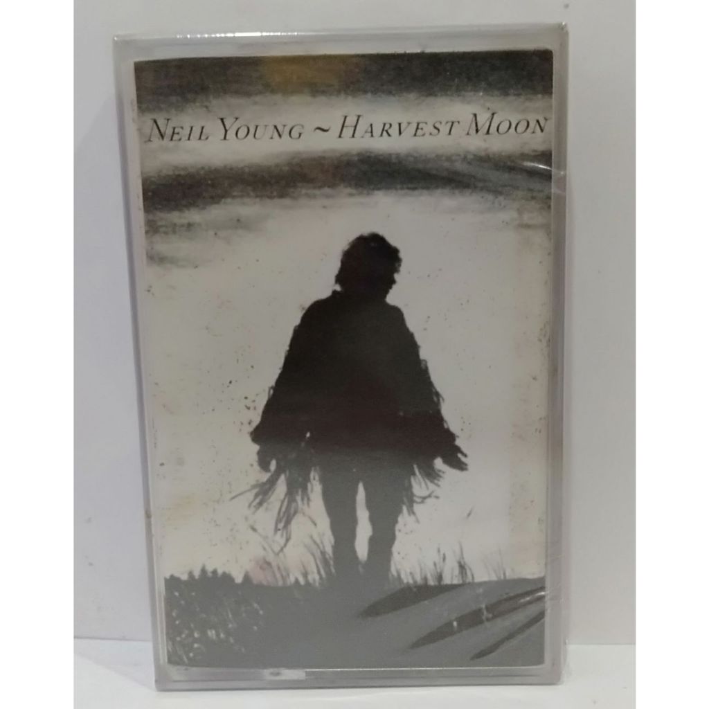 [CASSETTE] NEIL YOUNG - HARVEST MOON | Shopee Malaysia