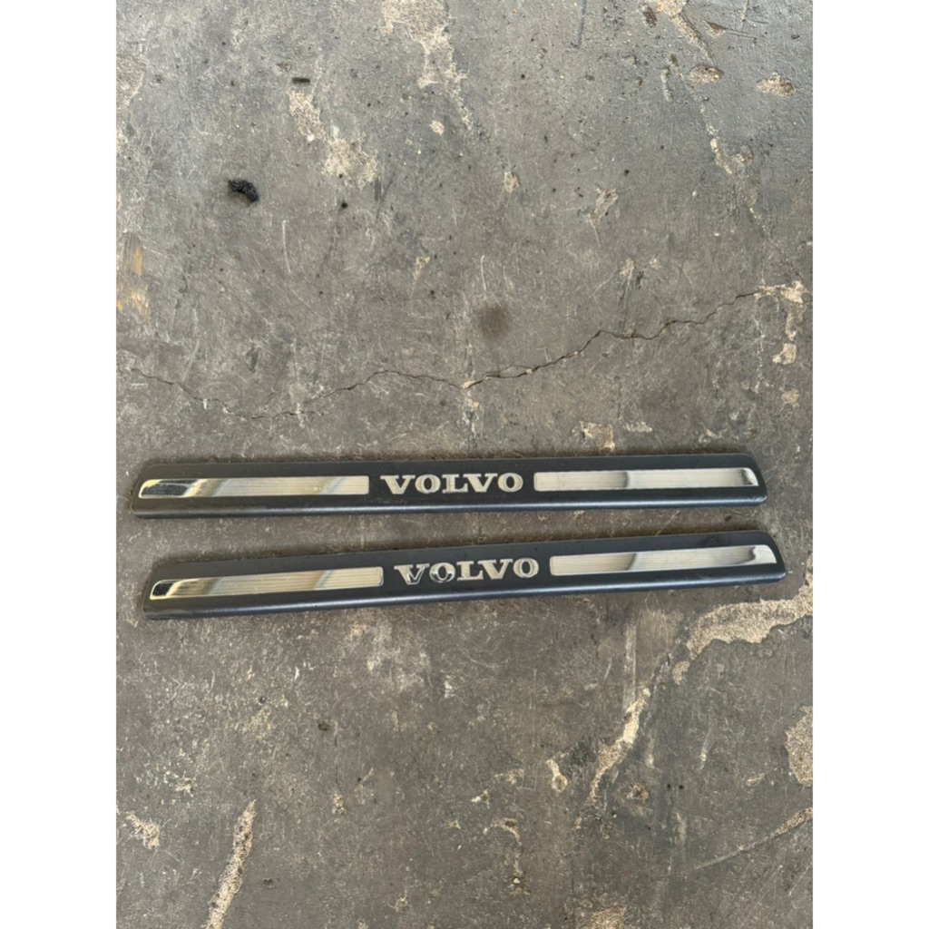 VOLVO XC90 SIDE DOOR EMBLEM ORIGINAL HALFCUT | Shopee Malaysia